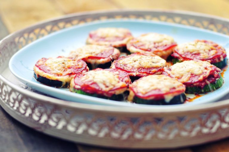 Ultieme healthy snack: Mini courgette pizza's | Freshhh