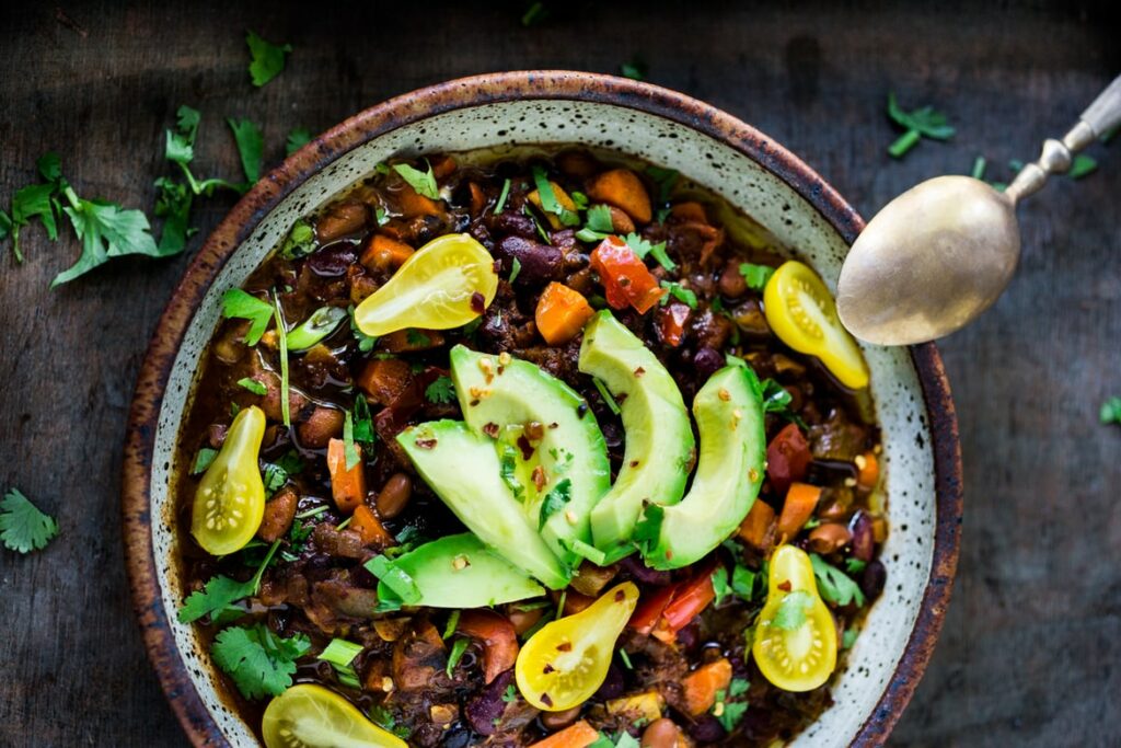 Recept: de allerlekkerste vegan chili sin carne | Freshhh